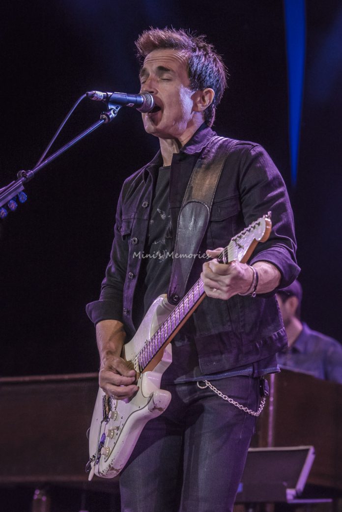 Photo Gallery: Colin James with Port Cities at the CNE - That Eric Alper