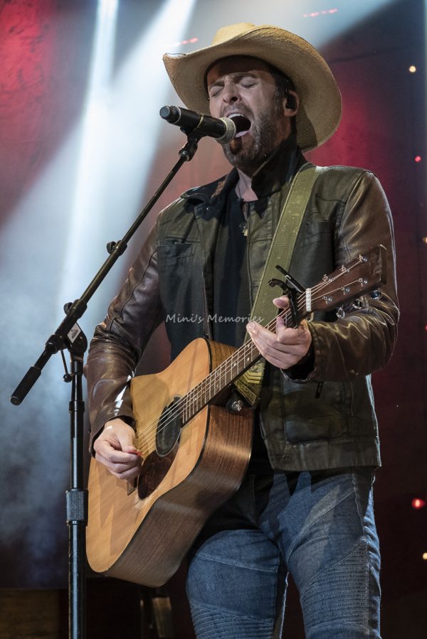 Photo Gallery: Dean Brody with Tim Hicks and Carly Pearce at Toronto's ...