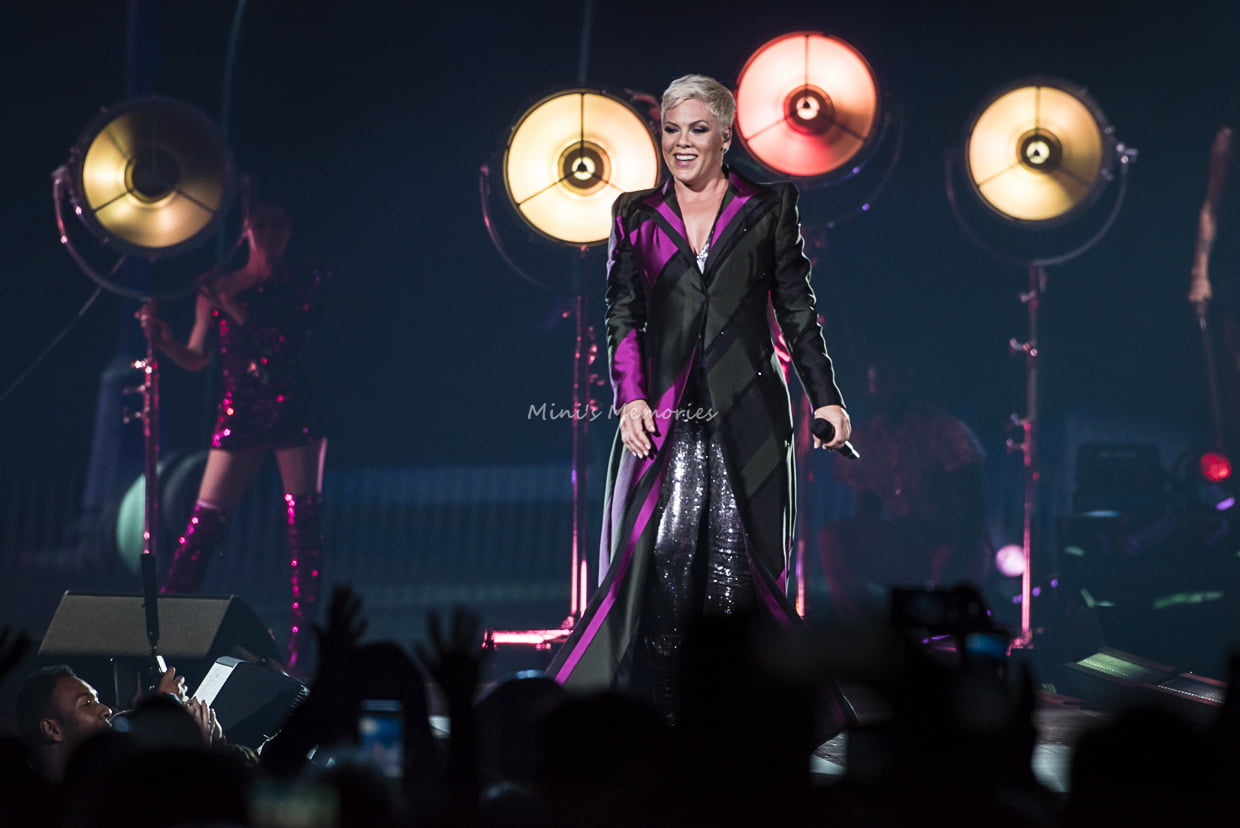Photo Gallery: Pink at Toronto's Air Canada Centre - That Eric Alper