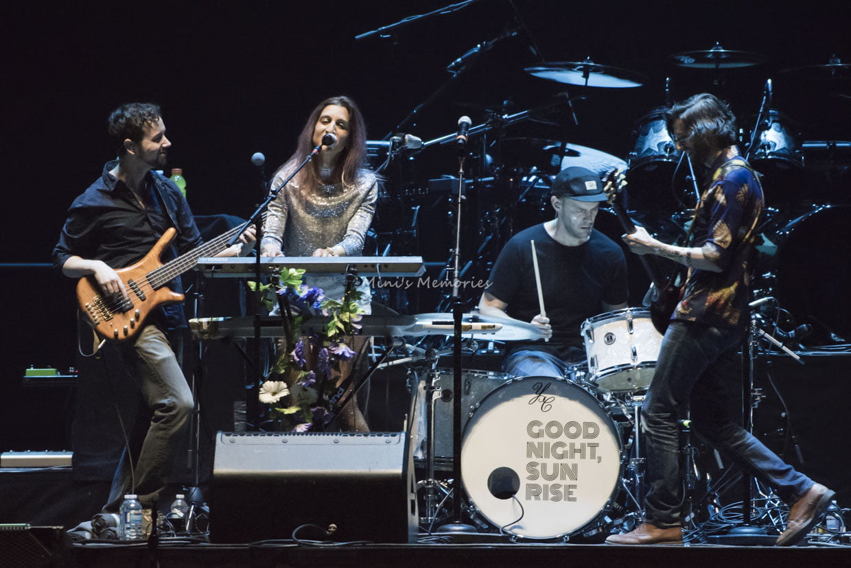 Photo Gallery: Bon Jovi with Goodnight, Sunrise at Toronto's Air Canada ...