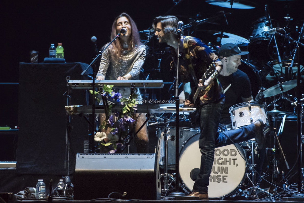 Photo Gallery: Bon Jovi with Goodnight, Sunrise at Toronto's Air Canada ...
