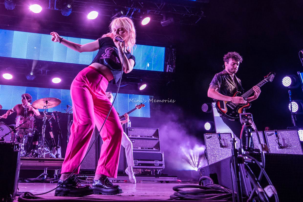 Photo Gallery: Paramore at Toronto's Budweiser Stage - That Eric Alper