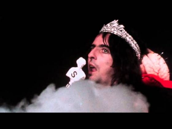 That Time Salvador Dali Met Alice Cooper...And Yes, There's Video ...