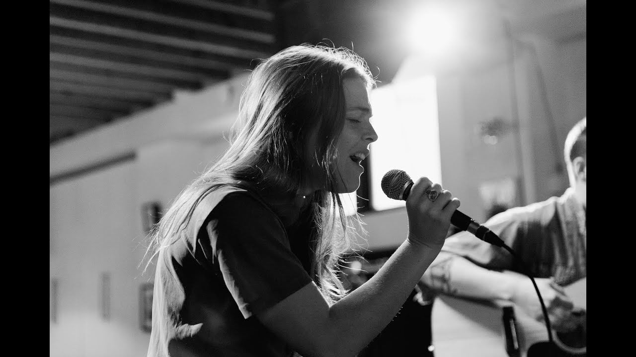 Watch Maggie Rogers Perform Whitney Houston's "I Wanna Dance With ...