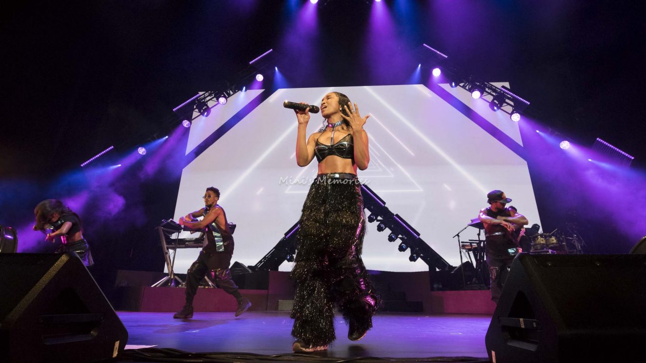 Photo Gallery: Nelly with TLC and Flo Rida at Toronto's Budweiser Stage ...