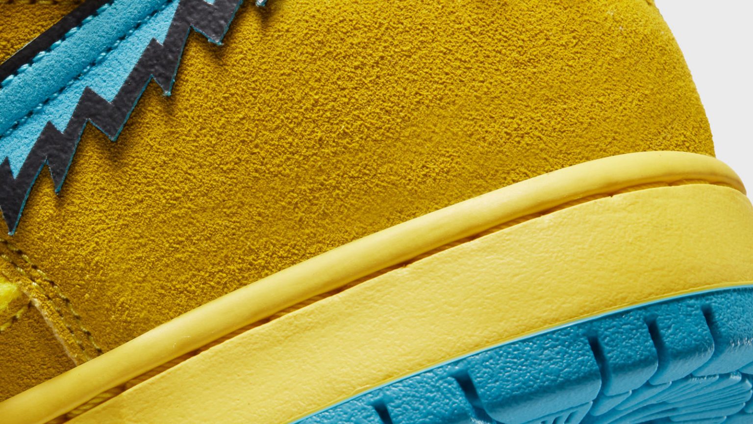 Nike and Grateful Dead Release Fuzzy SB Dunk Low Shoes Featuring Iconic ...