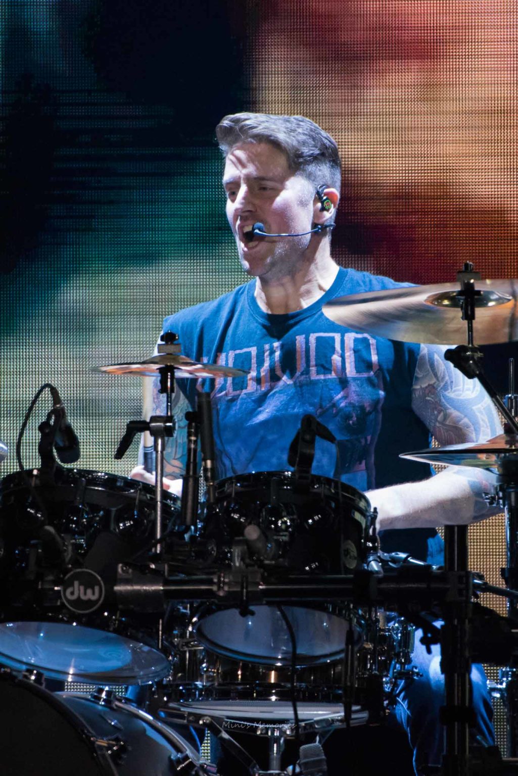 Photo Gallery: Nickelback with Mountain Head at Toronto's History ...