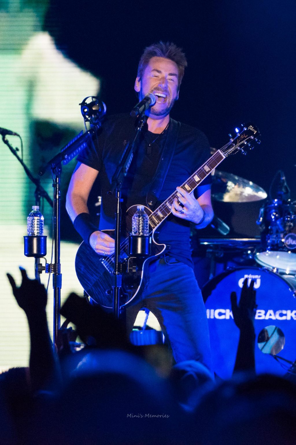 Photo Gallery: Nickelback with Mountain Head at Toronto's History ...