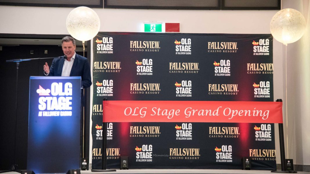 Photo Gallery: Billy Joel at Niagara Falls' OLG Stage Grand Opening ...