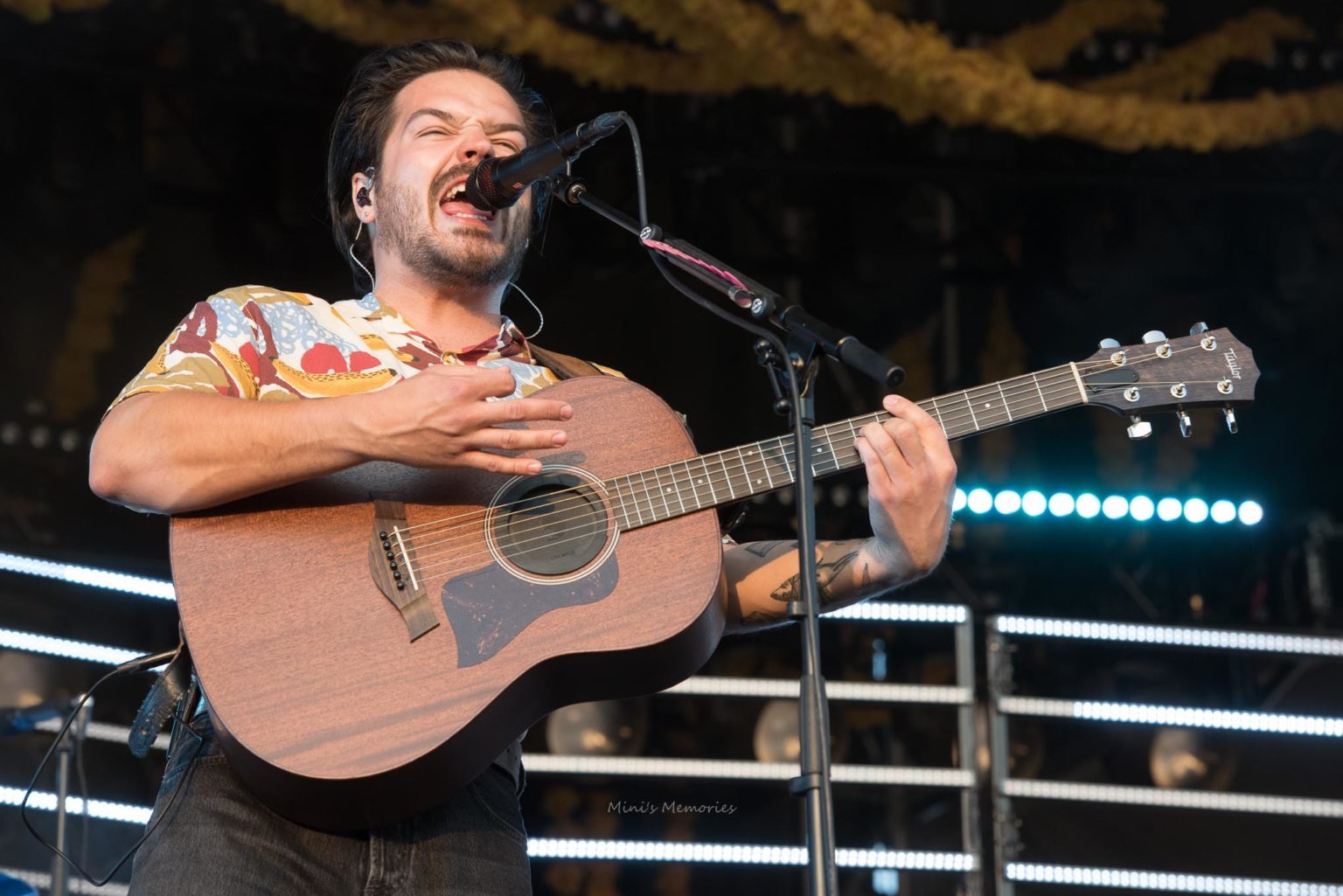 Photo Gallery: Young The Giant with Milky Chance and Talk at Toronto's ...