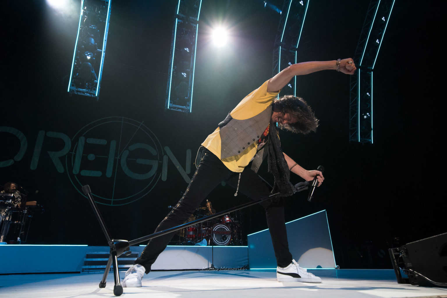 Photo Gallery: Foreigner with Loverboy and Deraps at Toronto's Budweiser Stage - That Eric Alper