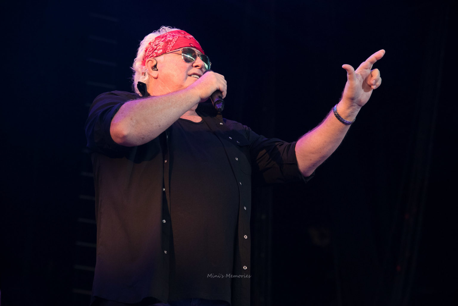 Photo Gallery: Foreigner with Loverboy and Deraps at Toronto's Budweiser Stage - That Eric Alper