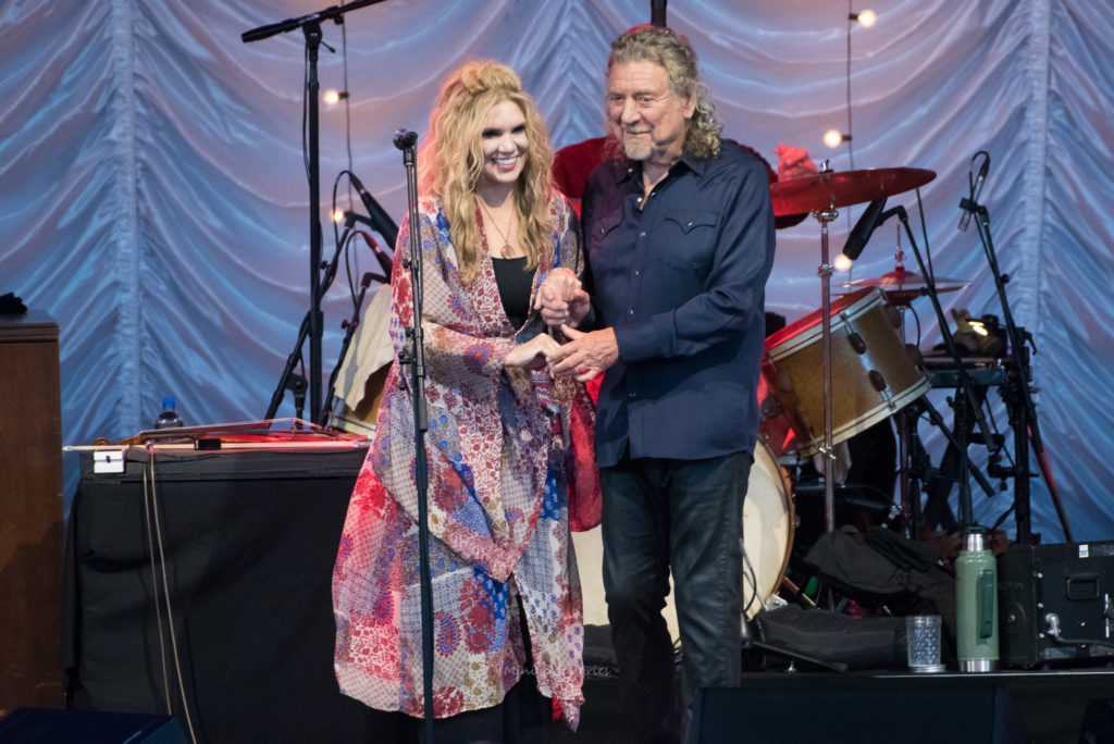 Photo Gallery: Robert Plant and Alison Krauss at Toronto's Budweiser ...