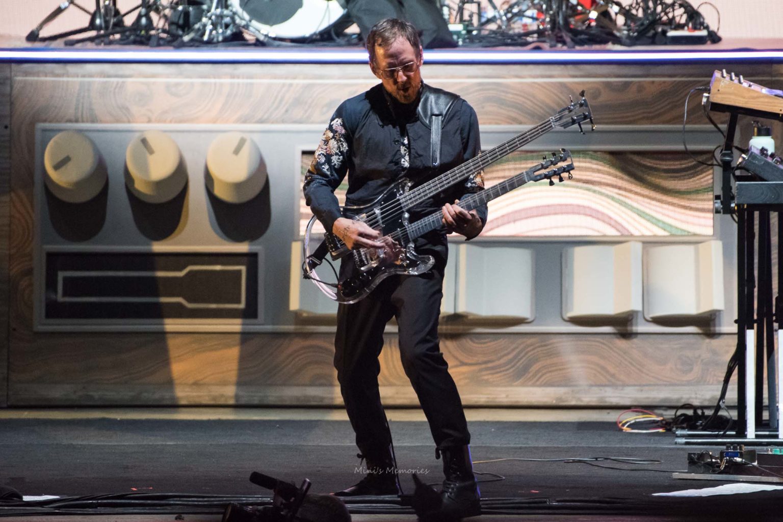 Photo Gallery: Weezer with Future Islands and Joyce Manor at Toronto's ...