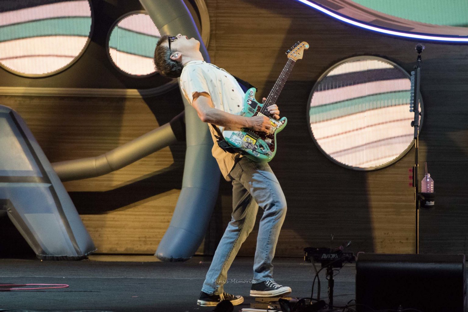 Photo Gallery: Weezer with Future Islands and Joyce Manor at Toronto's ...