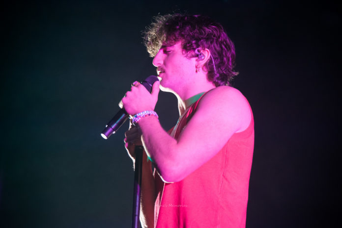 Photo Gallery: Benson Boone with Mimi Webb at Toronto's History - That ...