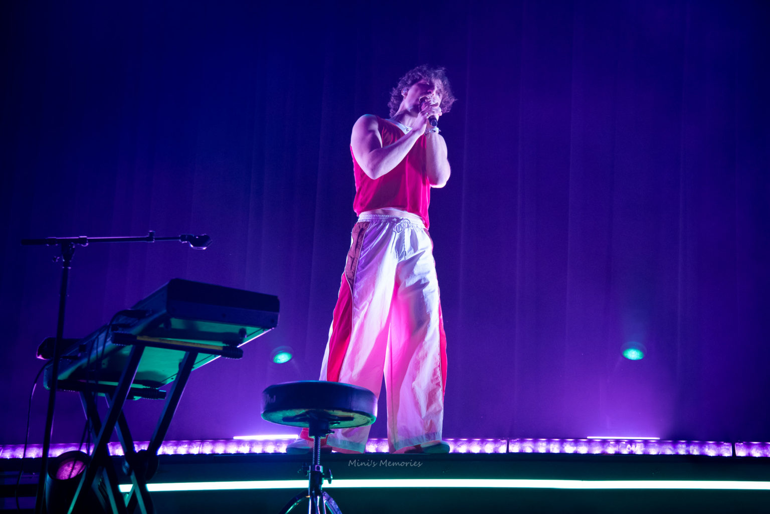 Photo Gallery: Benson Boone with Mimi Webb at Toronto's History - That ...