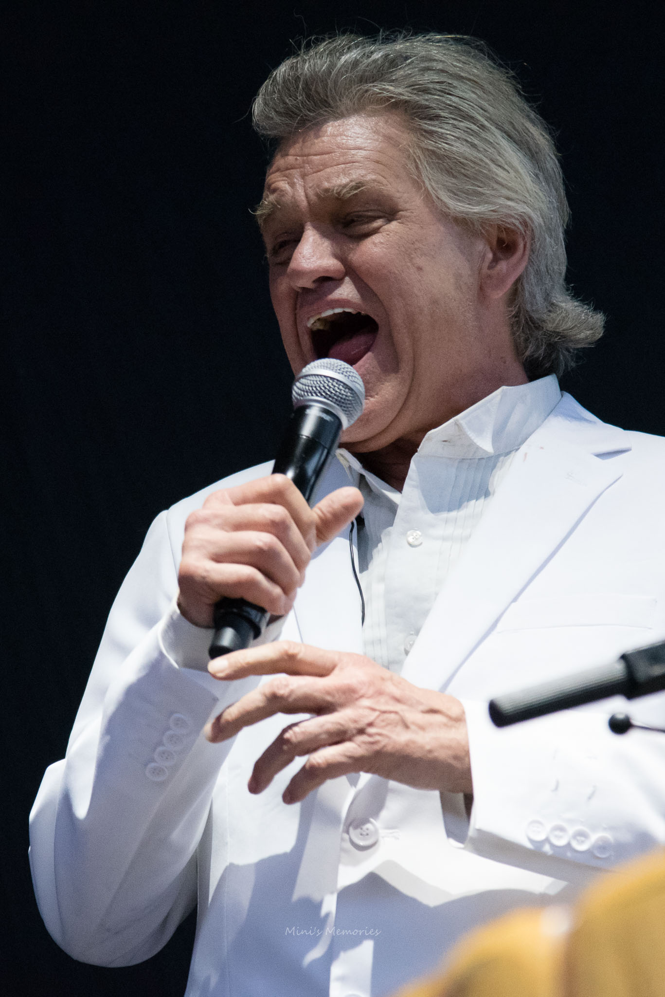 Photo Gallery: Neil Young and Crazy Horse with Reverend Billy at ...