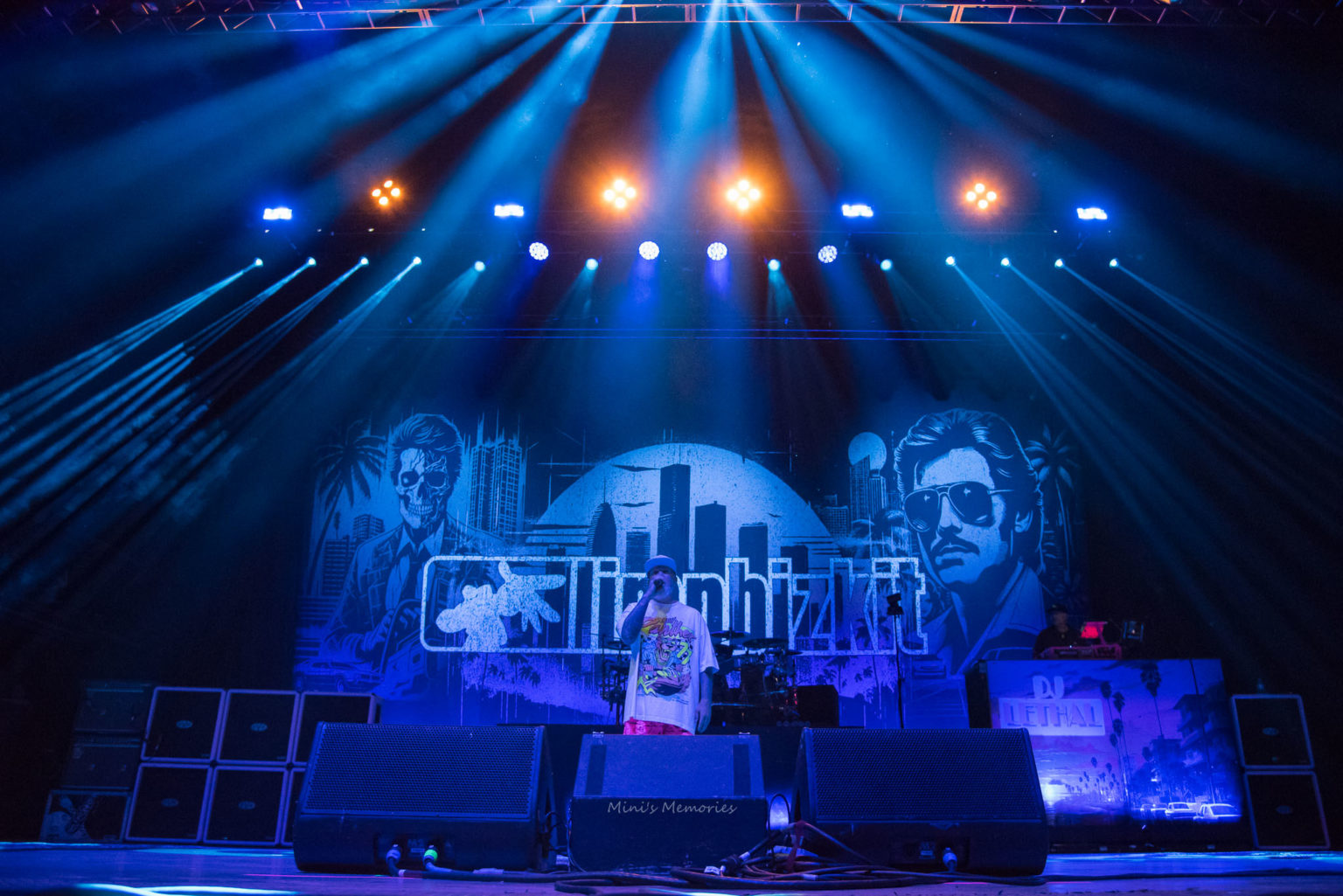 Photo Gallery: Limp Bizkit with Bones, N8NOFACE and Corey Feldman at ...
