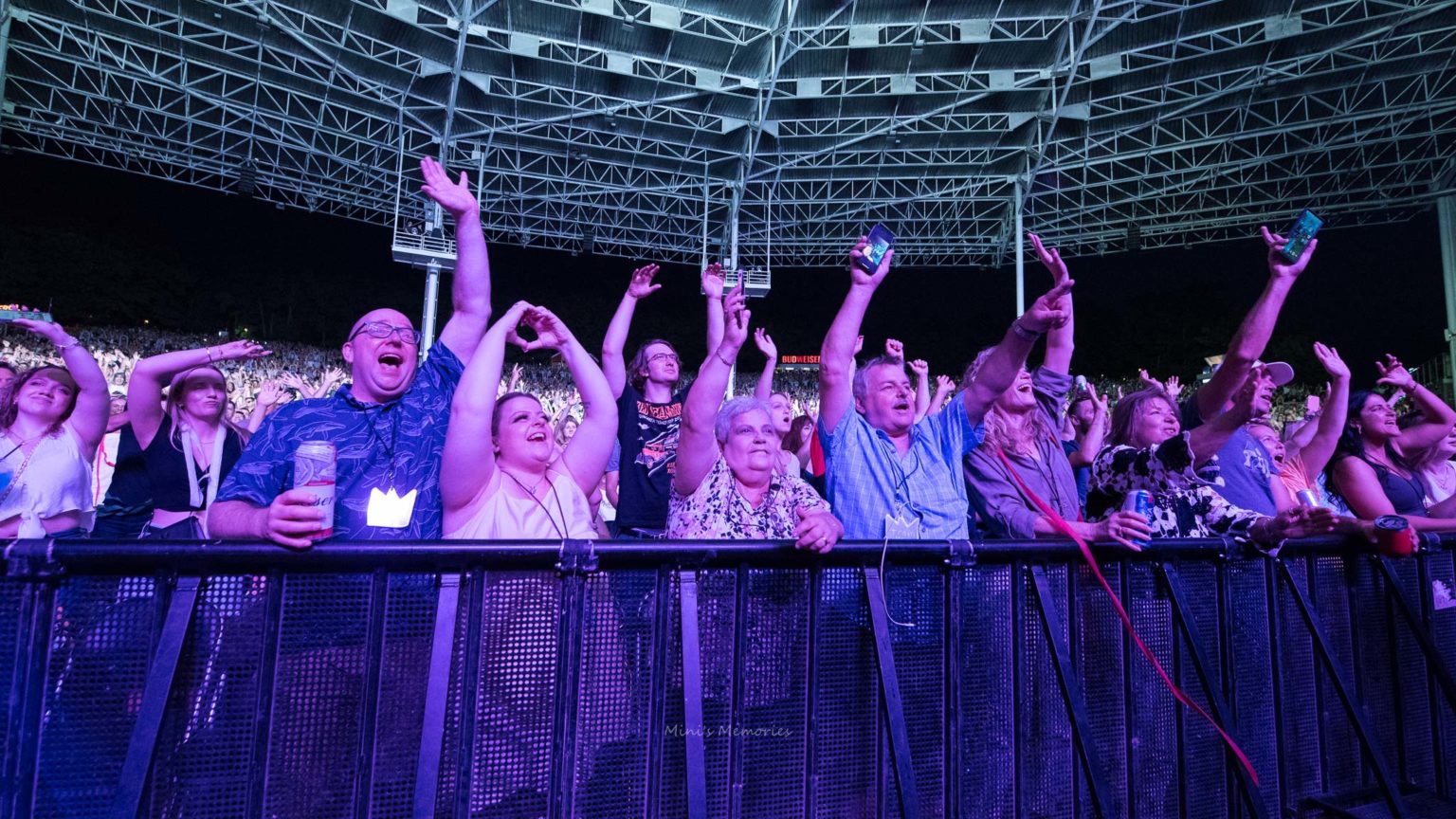 Photo Gallery: Train with REO Speedwagon and Yacht Rock Revue at ...