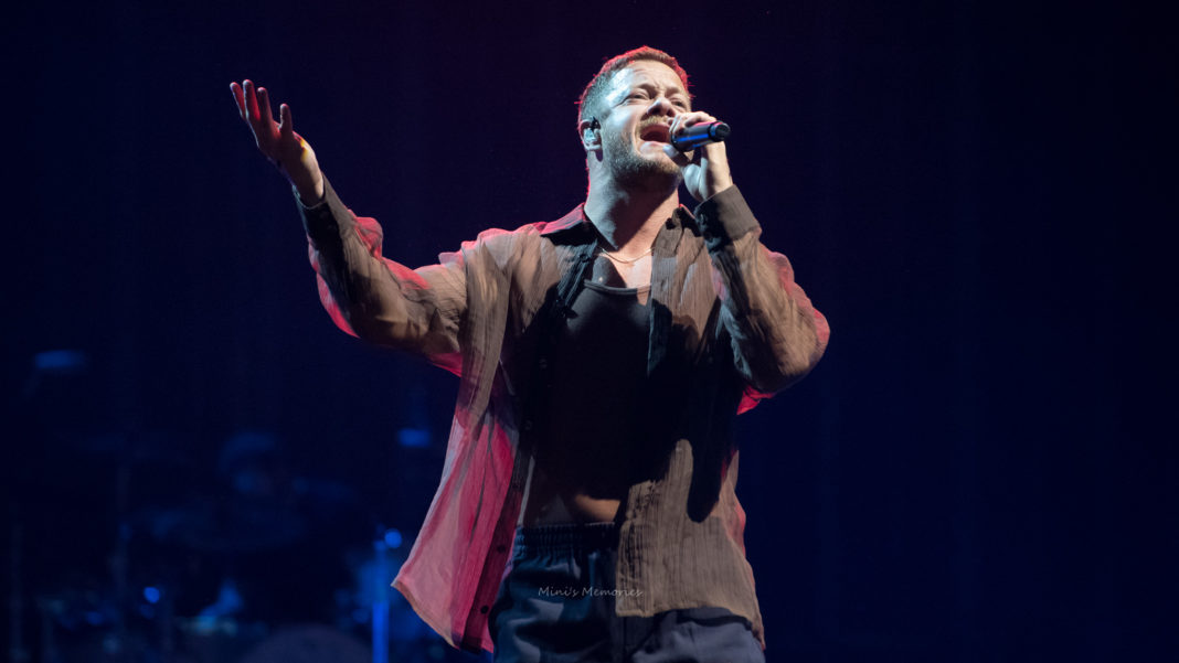 Photo Gallery: Imagine Dragons with Jacob Banks at Toronto's Budweiser ...