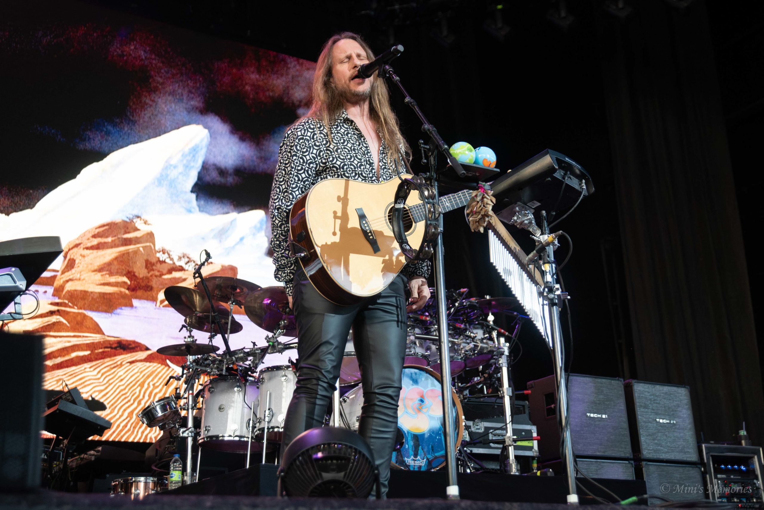 Photo Gallery: Deep Purple with Yes and Hannah Wicklund at Toronto's ...
