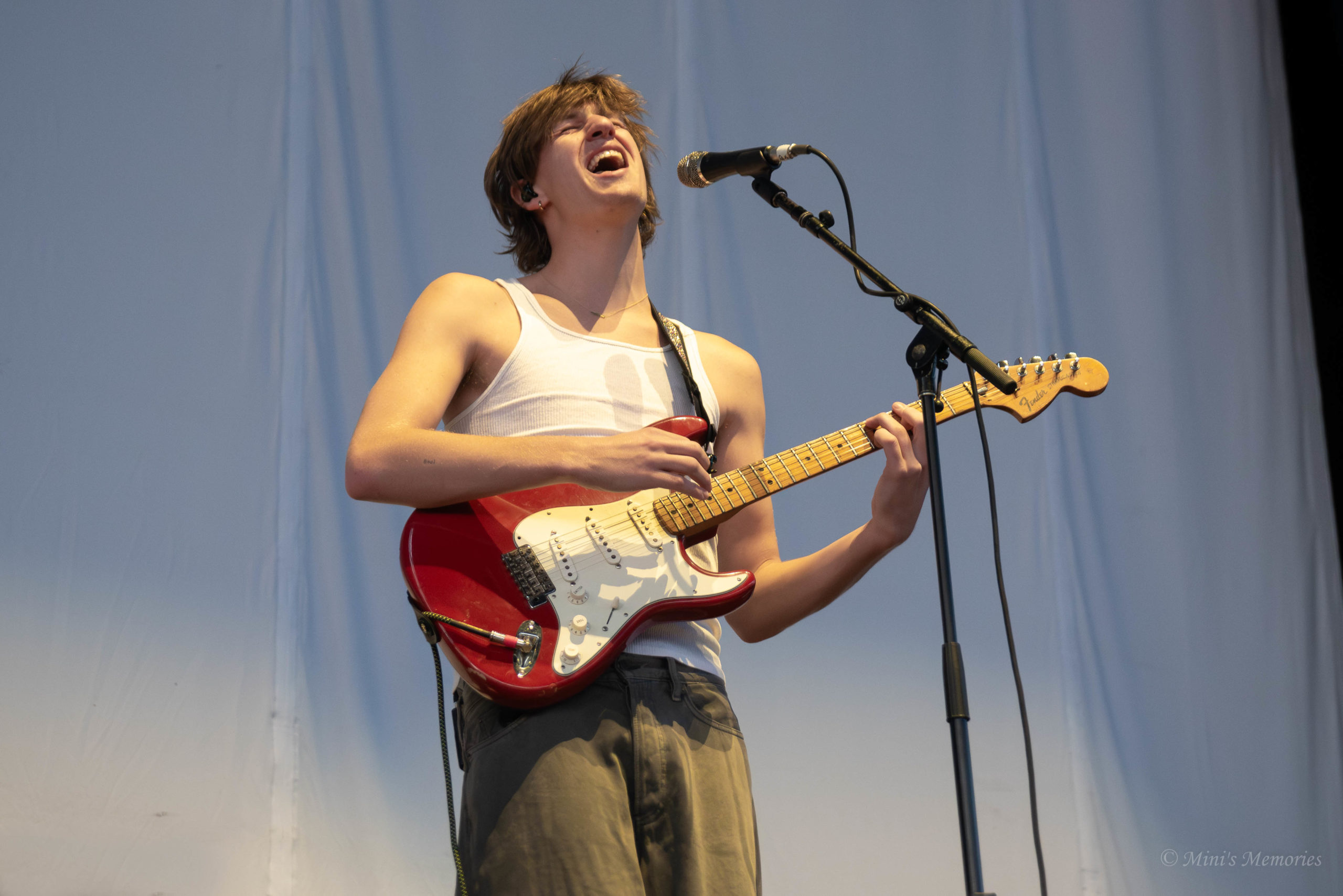 Photo Gallery: Omar Apollo with Malcolm Todd at Toronto's Budweiser ...