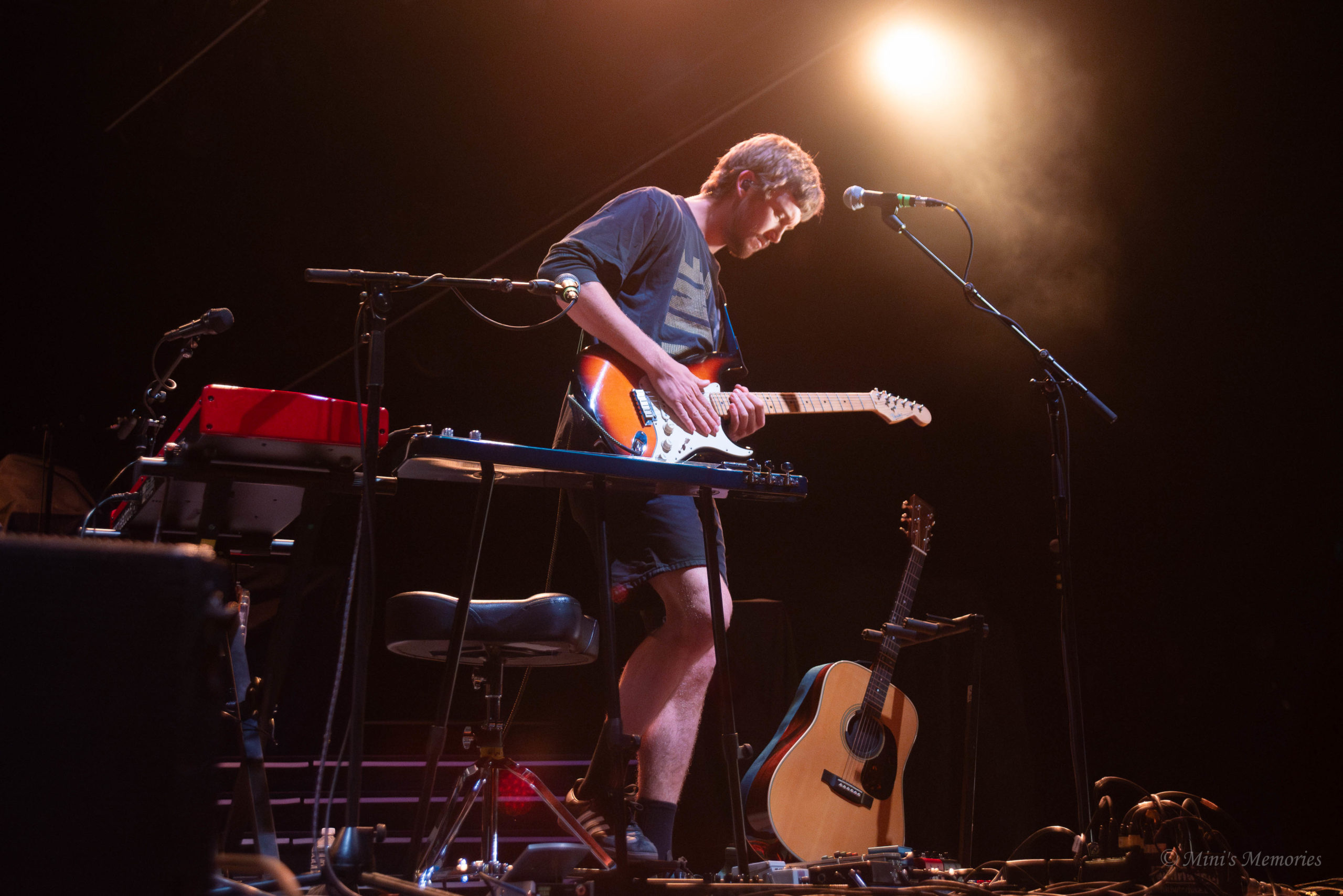 Photo Gallery: Rainbow Kitten Surprise with Medium Build at Toronto's ...