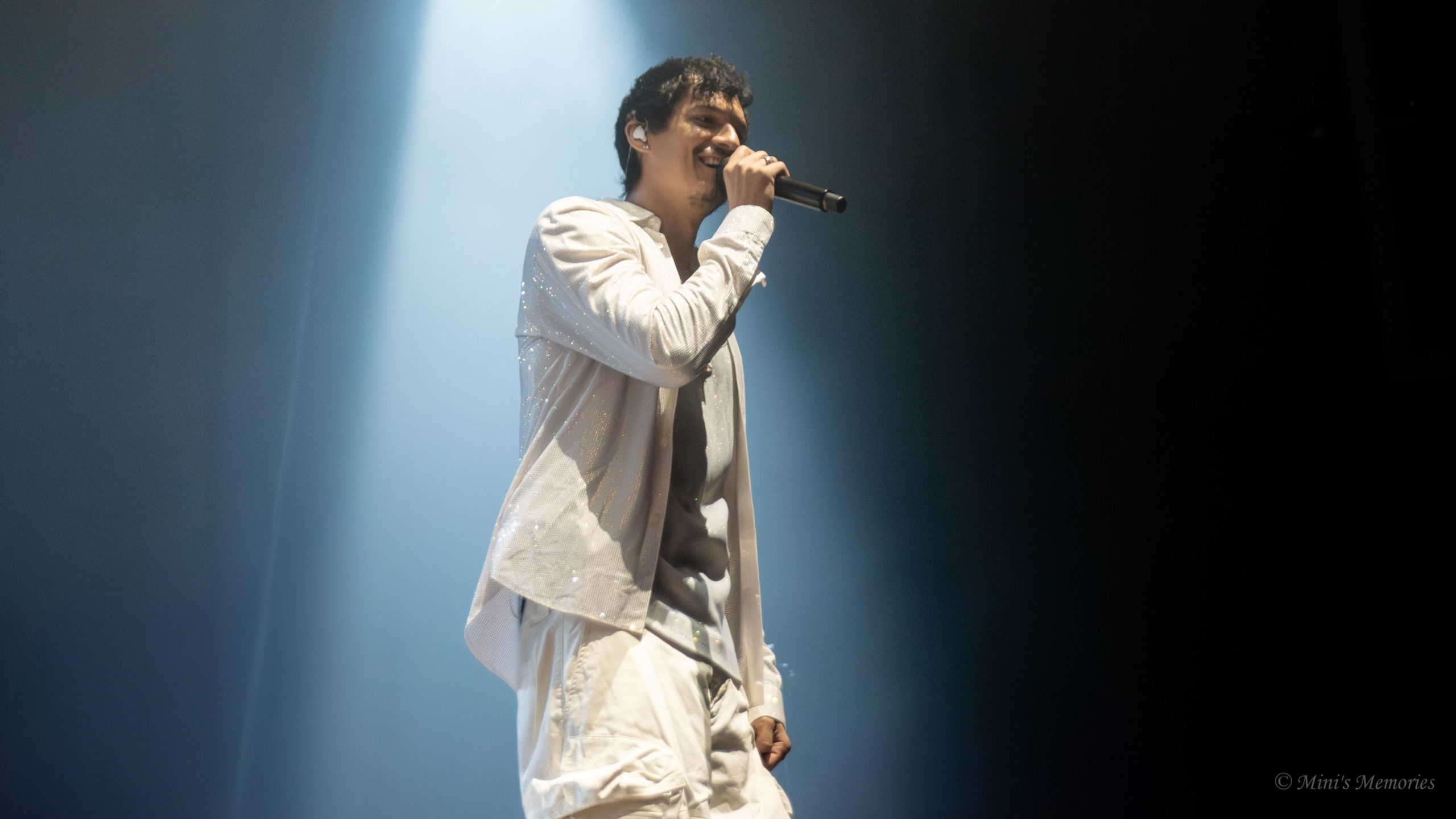 Photo Gallery: Omar Apollo with Malcolm Todd at Toronto’s Budweiser ...