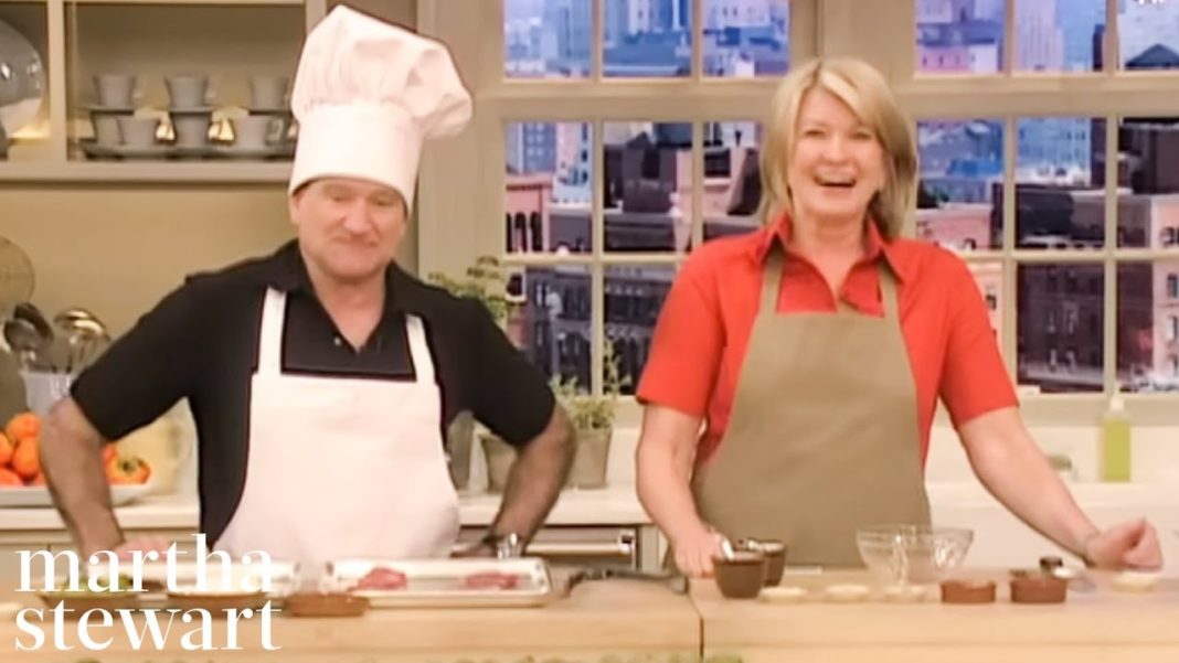 Video: Robin Williams & Martha Stewart Can't Stop Laughing While ...