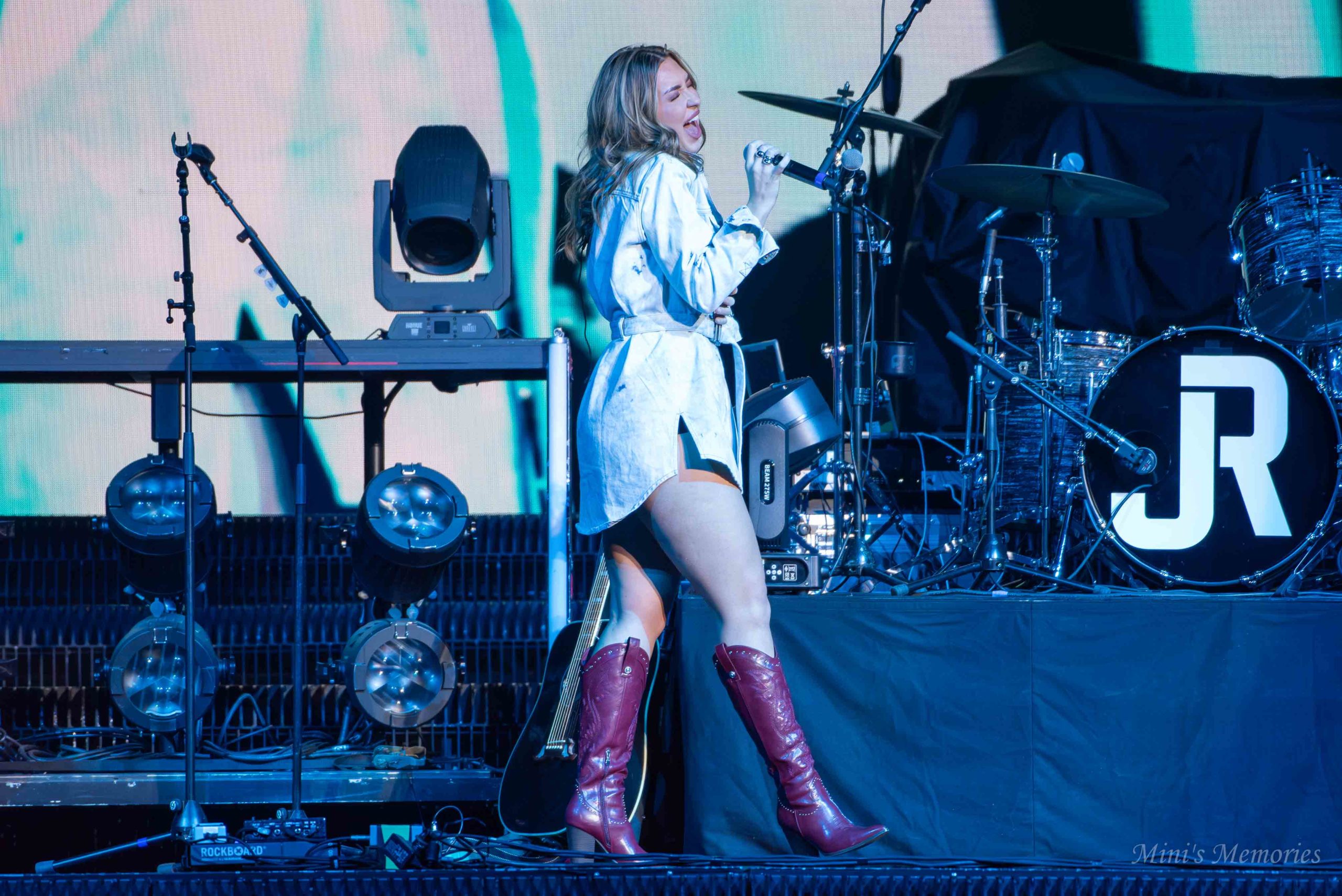 Photo Gallery: Jelly Roll with Josh Ross and Savannah Dexter and Brabo ...