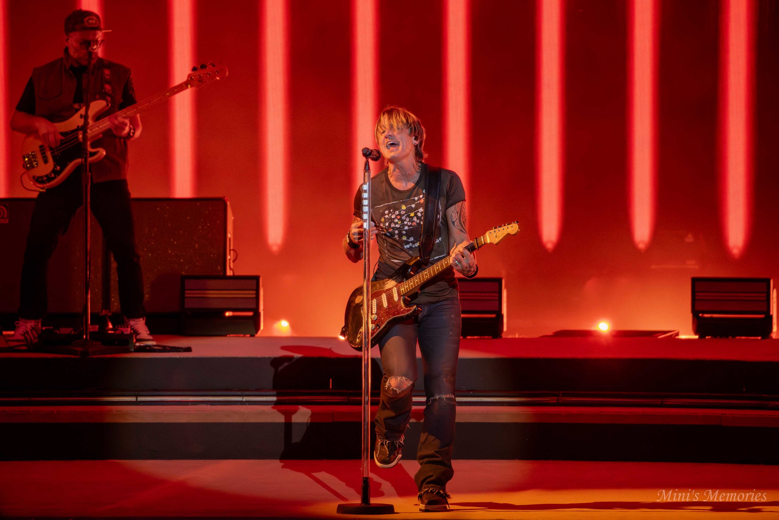 Photo Gallery: Keith Urban, Chase Matthew, Alana Springsteen, And ...