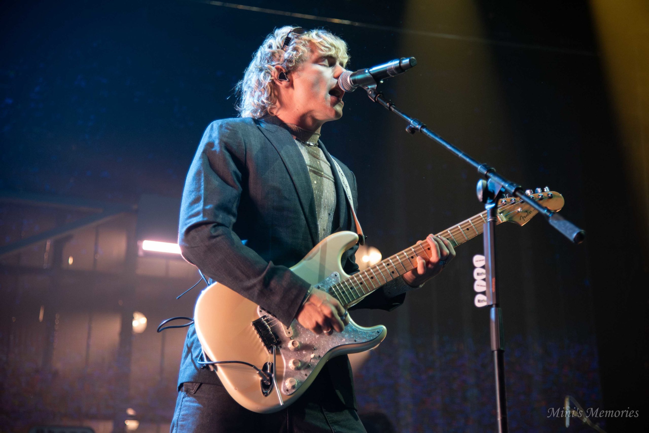 Photo Gallery: The Driver Era and Vale at Toronto's Coca-Cola Coliseum ...