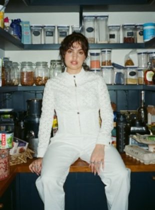 Mabel Announces ‘Right On Time’ Tour and Drops New Single “Love Me ...