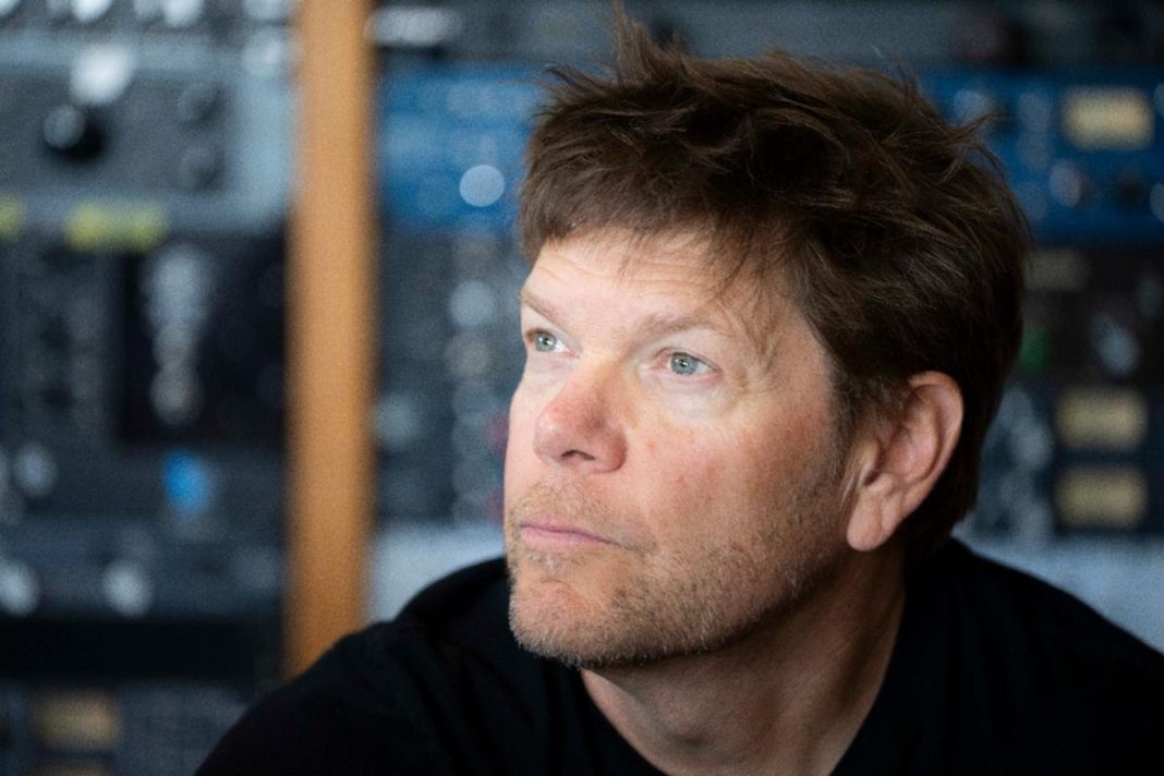 Jam Rock Artist Kyle Hollingsworth Shares 'Colorado' From Upcoming ...