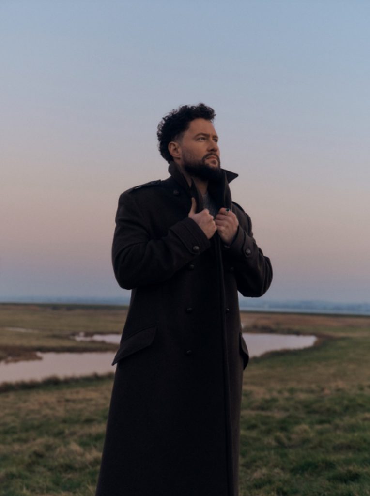 Calum Scott Unveils Soul-Stirring Third Album ‘Avenoir’ and Global Tour ...