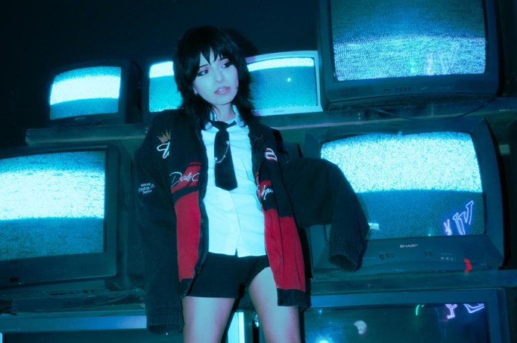 Violent Vira Unleashes Explosive New Single "Common Decency" Ahead of Album 'Lover of a Ghost ...